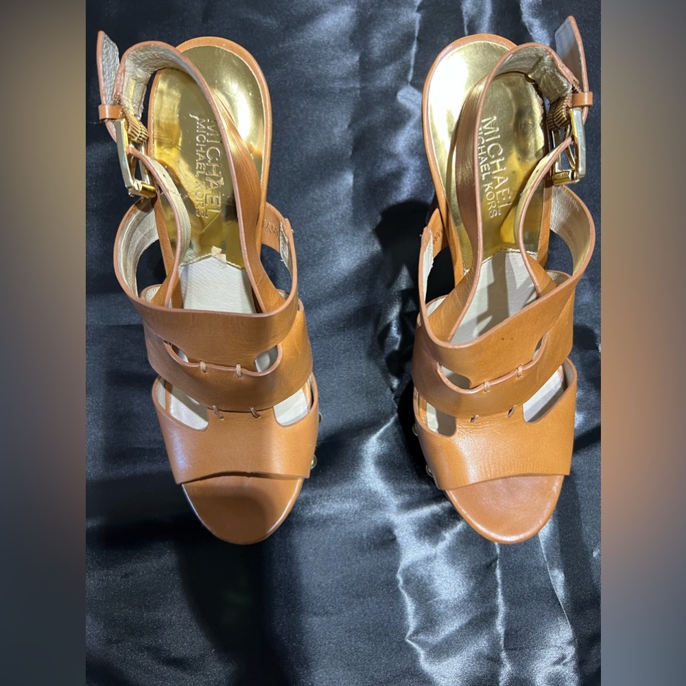 Michael Kors Cognac Color Platform Sandals/Heels. - Gem